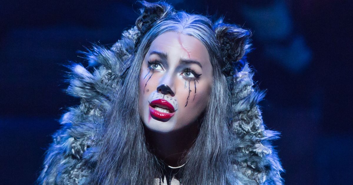 Theater Review: The Persistence of ‘Memory,’ and the Return of Cats