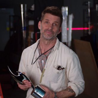 Zack Snyder Explains Justice League’s First Cow Connection